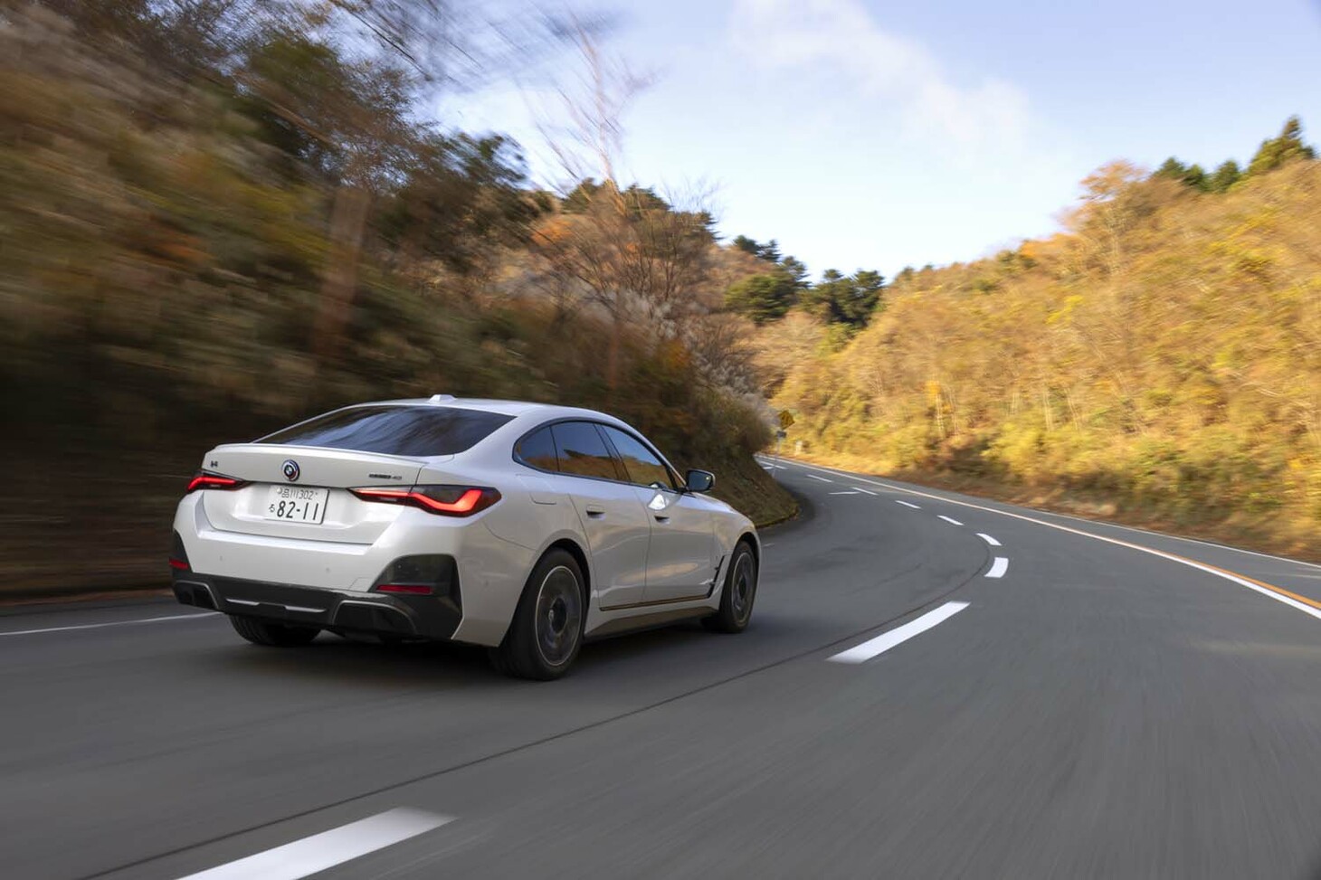 BMW i4 eDrive40 Mスポーツ（後編） の画像13枚 - webCG