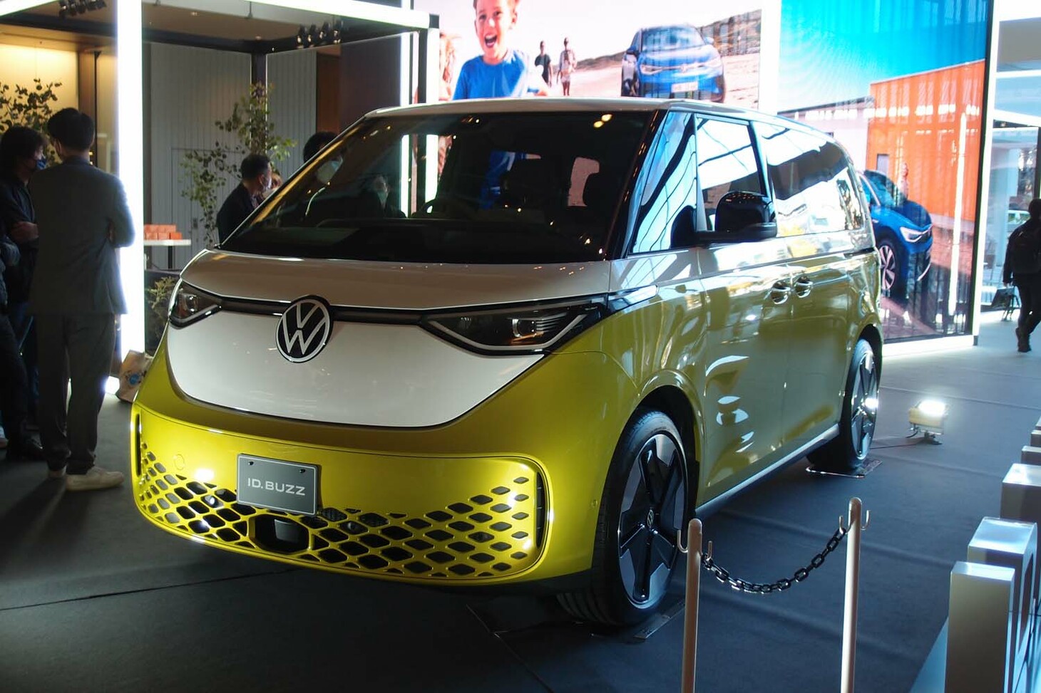 フォルクスワーゲンID.Buzz 内装・外装など26枚 【画像・写真】 - webCG