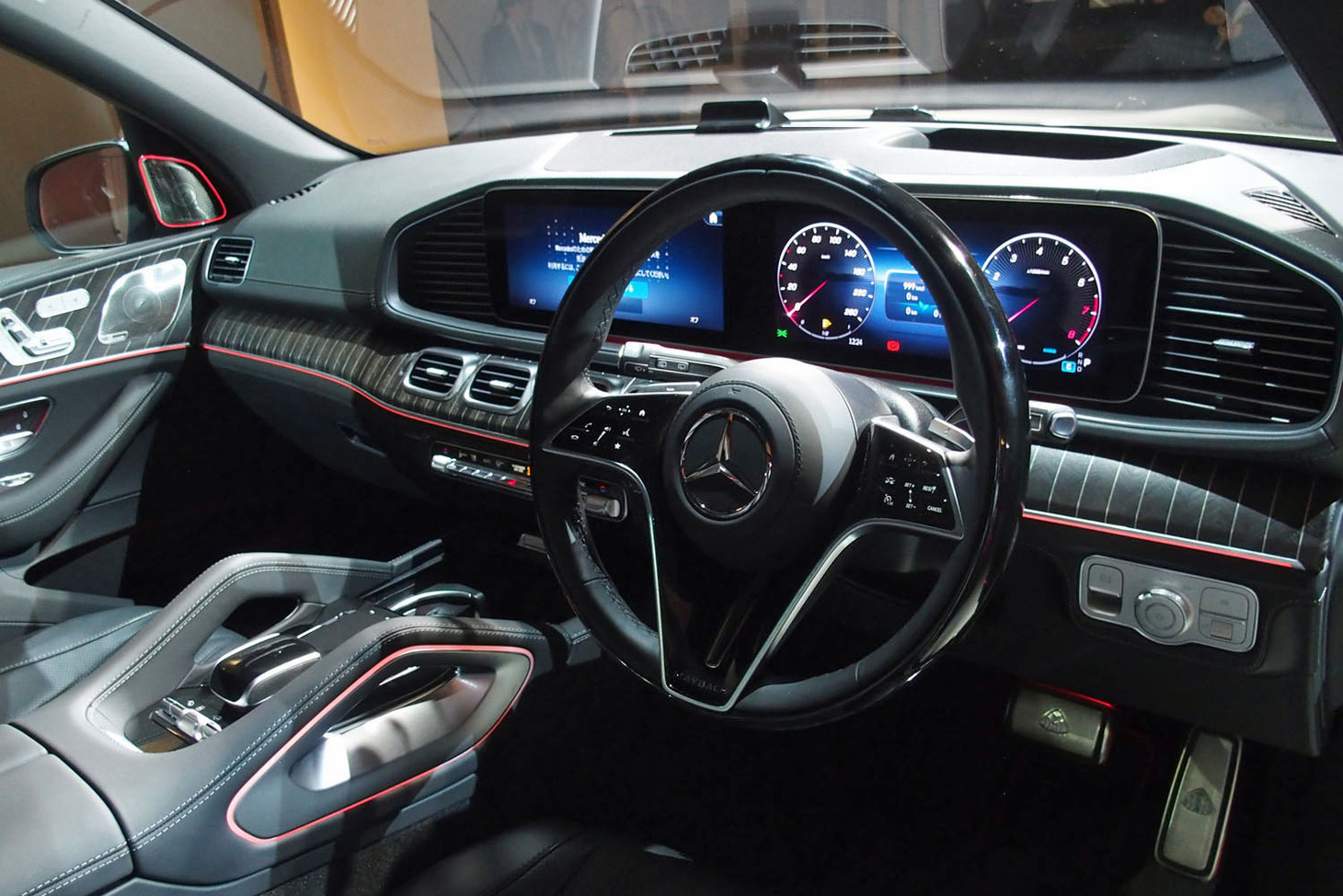 メルセデス・マイバッハSL680モノグラムシリーズ 内装・外装など70枚 【画像・写真】 - webCG