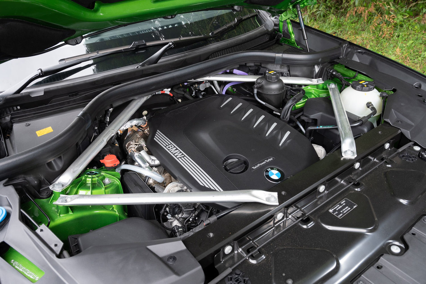 動画で見る「BMW X5 xDrive40d Mスポーツ」 の画像4枚 - webCG