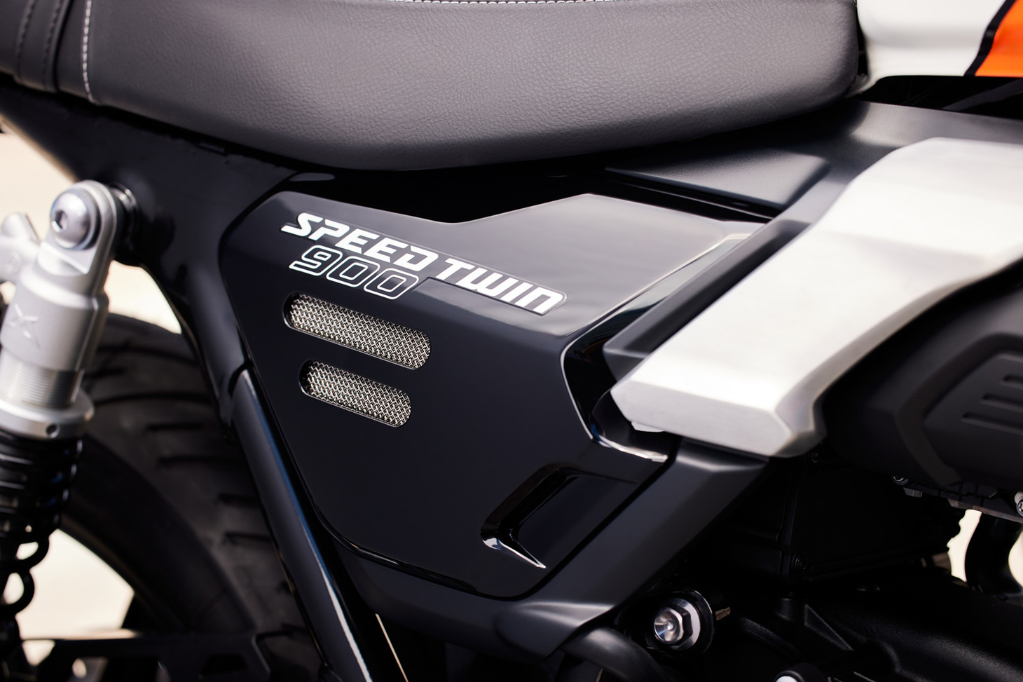 トライアンフ・スピードツイン900（5MT）【海外試乗記】 の画像16枚 - webCG