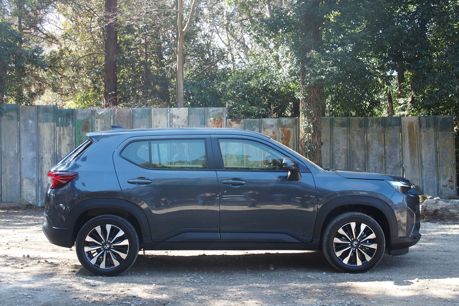 ホンダWR-V 内装・外装など102枚 【画像・写真】 - webCG