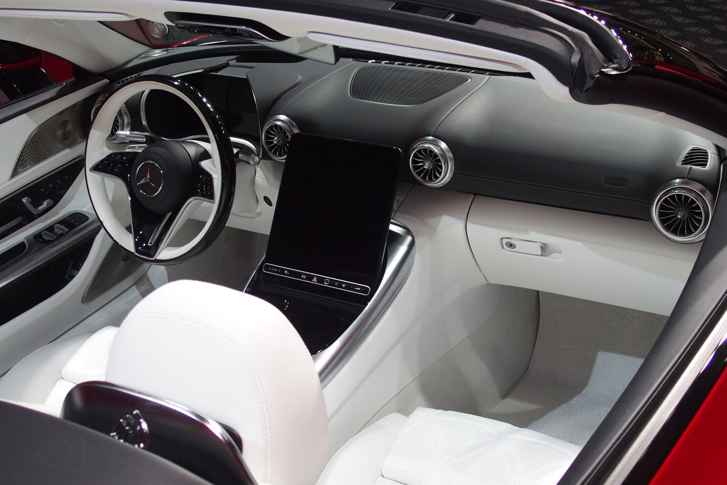 メルセデス・マイバッハSL680モノグラムシリーズ 内装・外装など70枚 【画像・写真】 - webCG