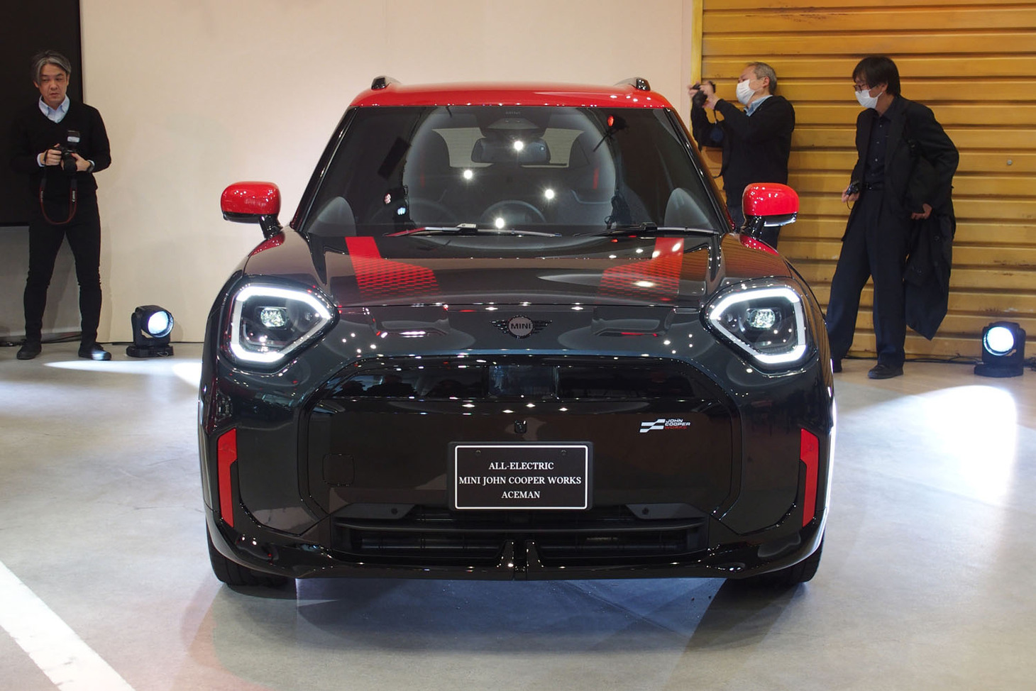 MINIジョンクーパーワークスE／ジョンクーパーワークス エースマンE 内装・外装など124枚 【画像・写真】 - webCG