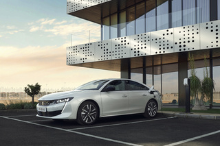 「プジョー508」の1周年記念モデル発売 【ニュース】 の画像4枚 - webCG