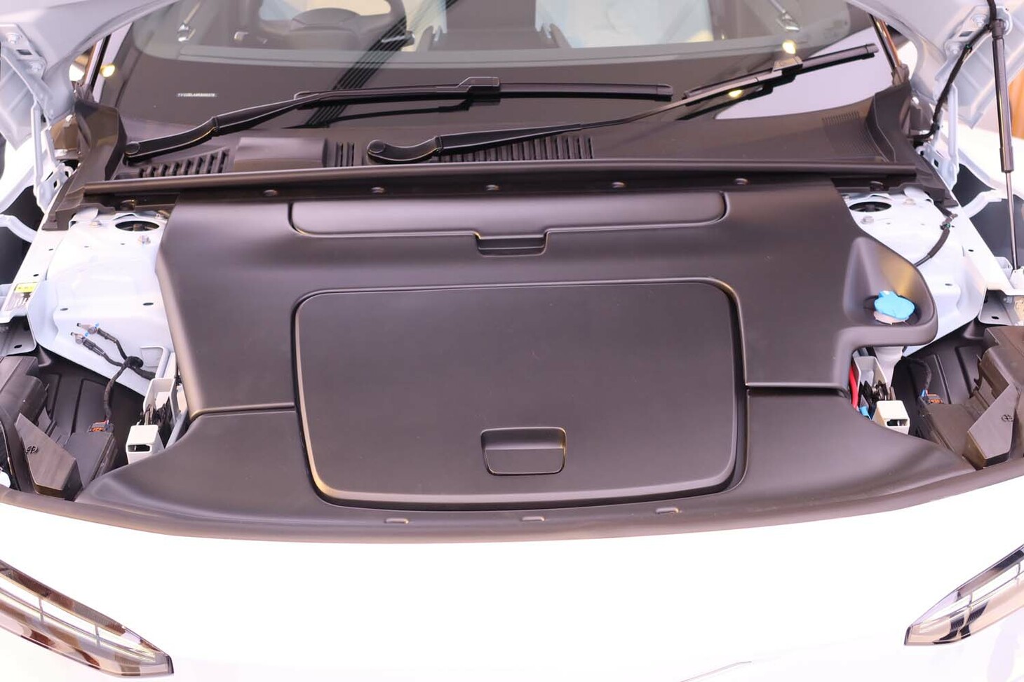 ボルボEX30ウルトラ シングルモーター エクステンデッドレンジ 内装・外装など70枚 【画像・写真】 - webCG