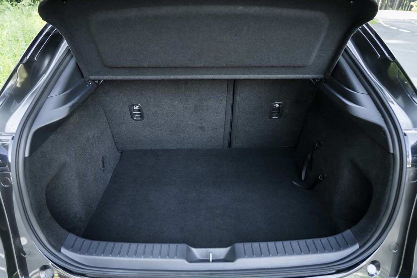 マツダCX-30（FF/6MT）／CX-30（FF/6AT）【海外試乗記】 の画像22枚 - webCG