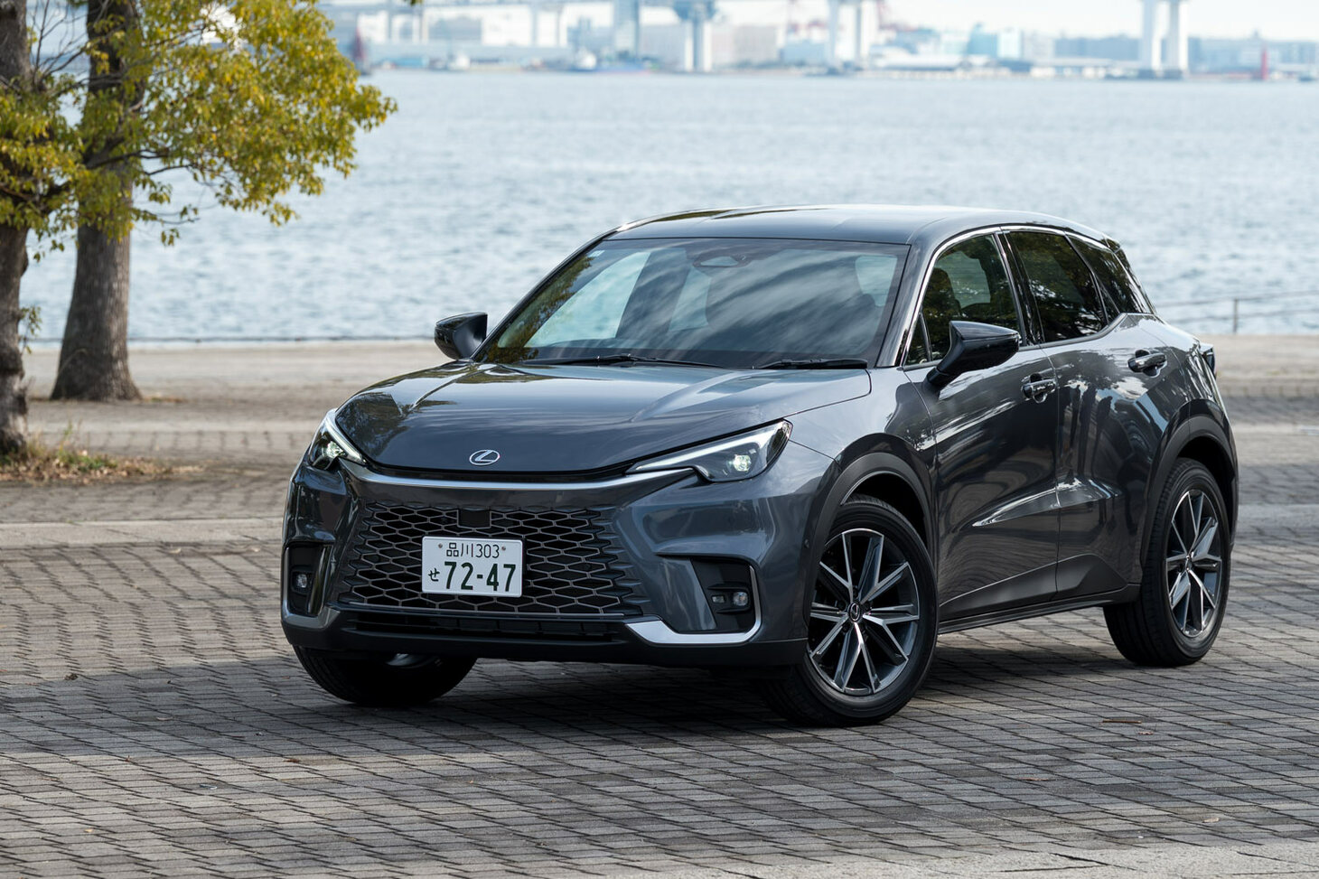 レクサスLBX“クール”（FF/CVT）／LBX“リラックス”（4WD/CVT）【試乗記】 うたい文句に偽りなし - webCG