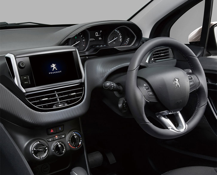 「プジョー208スタイルプラス」、230台限定で発売 【ニュース】 の画像3枚 - webCG