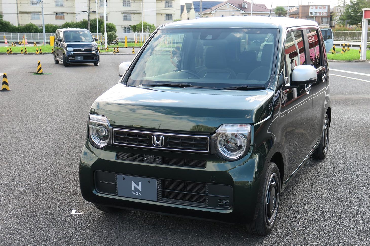 ホンダN-WGN Lスタイル＋ ビター／N-WGNカスタムL・ターボ／N-WGN L 内装・外装など48枚 【画像・写真】 - webCG