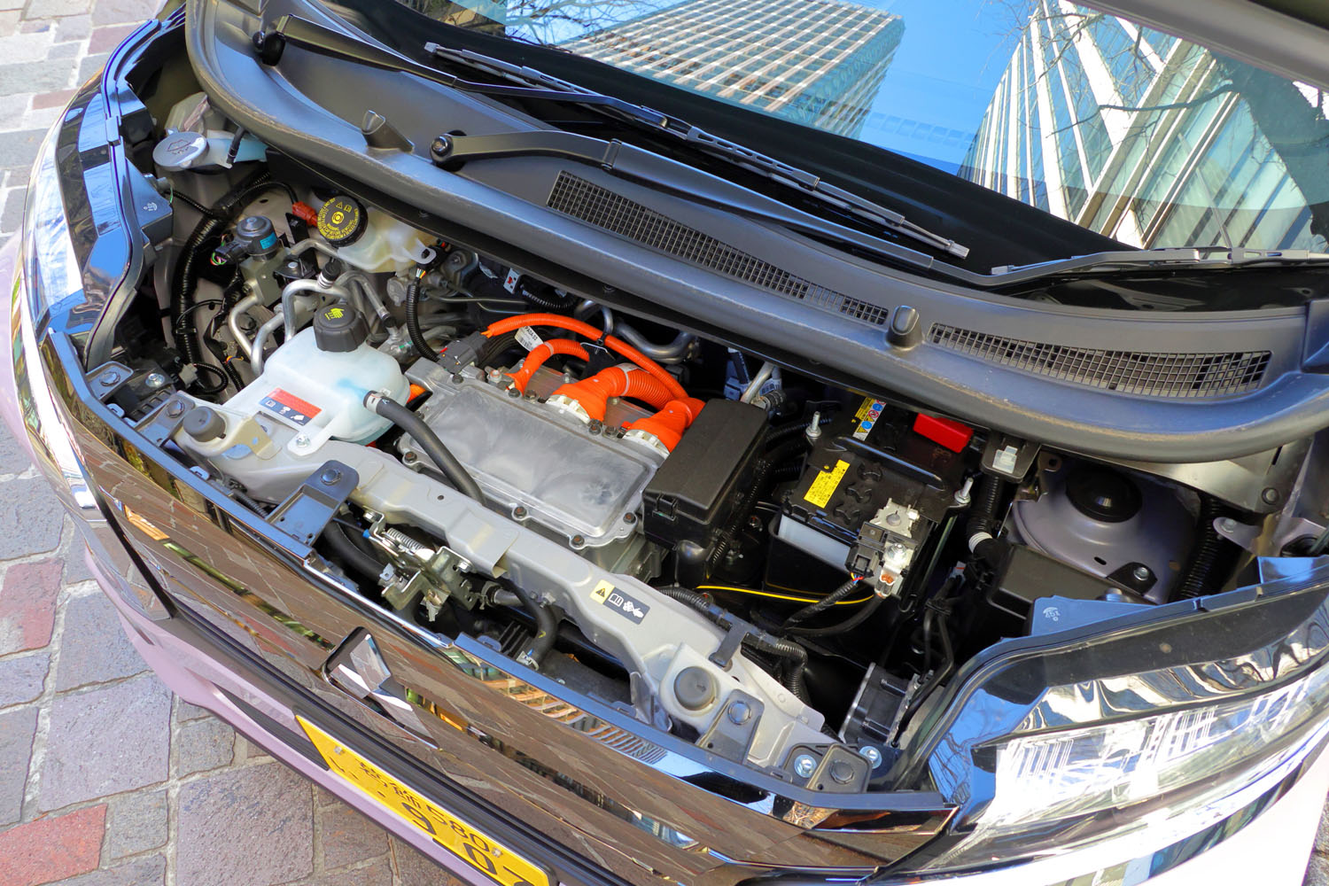 小さなクルマで大満足 三菱eKクロスEVの魅力に迫る 【できる軽でもっといいカーライフ 三菱eKクロスEVで行こう＜AD＞】 - webCG