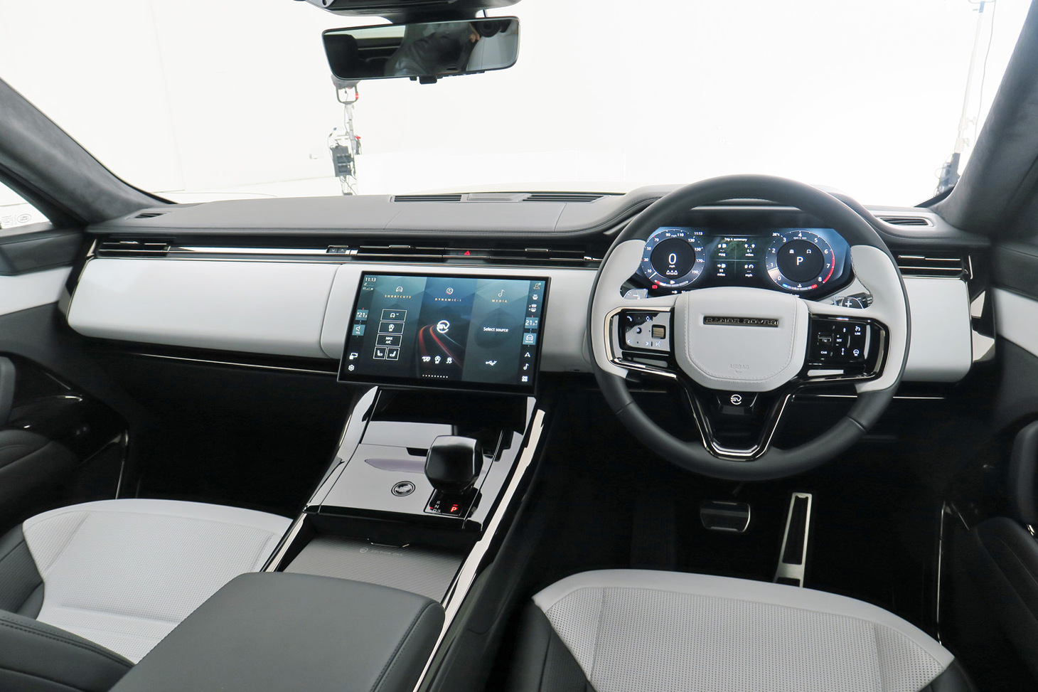 レンジローバー・スポーツSVエディションワン 内装・外装など75枚 【画像・写真】 - webCG