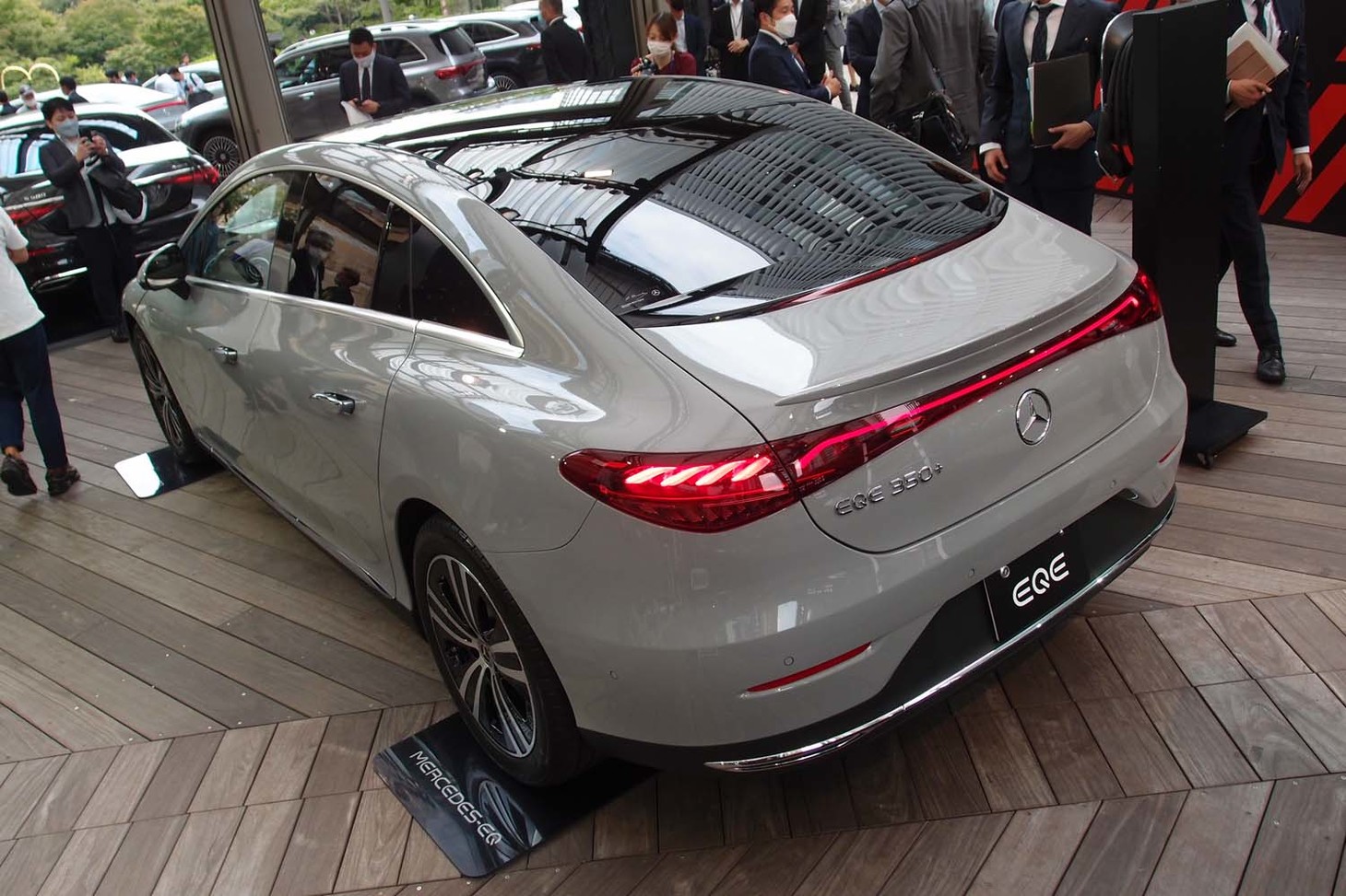 メルセデス・ベンツEQE350＋／メルセデスAMG EQE53 4MATIC＋ 内装・外装など30枚 【画像・写真】 - webCG