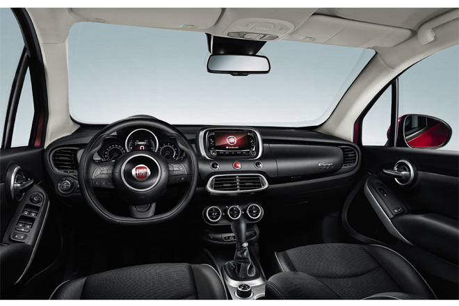 フィアット500X 内装・外装など10枚 【画像・写真】 - webCG