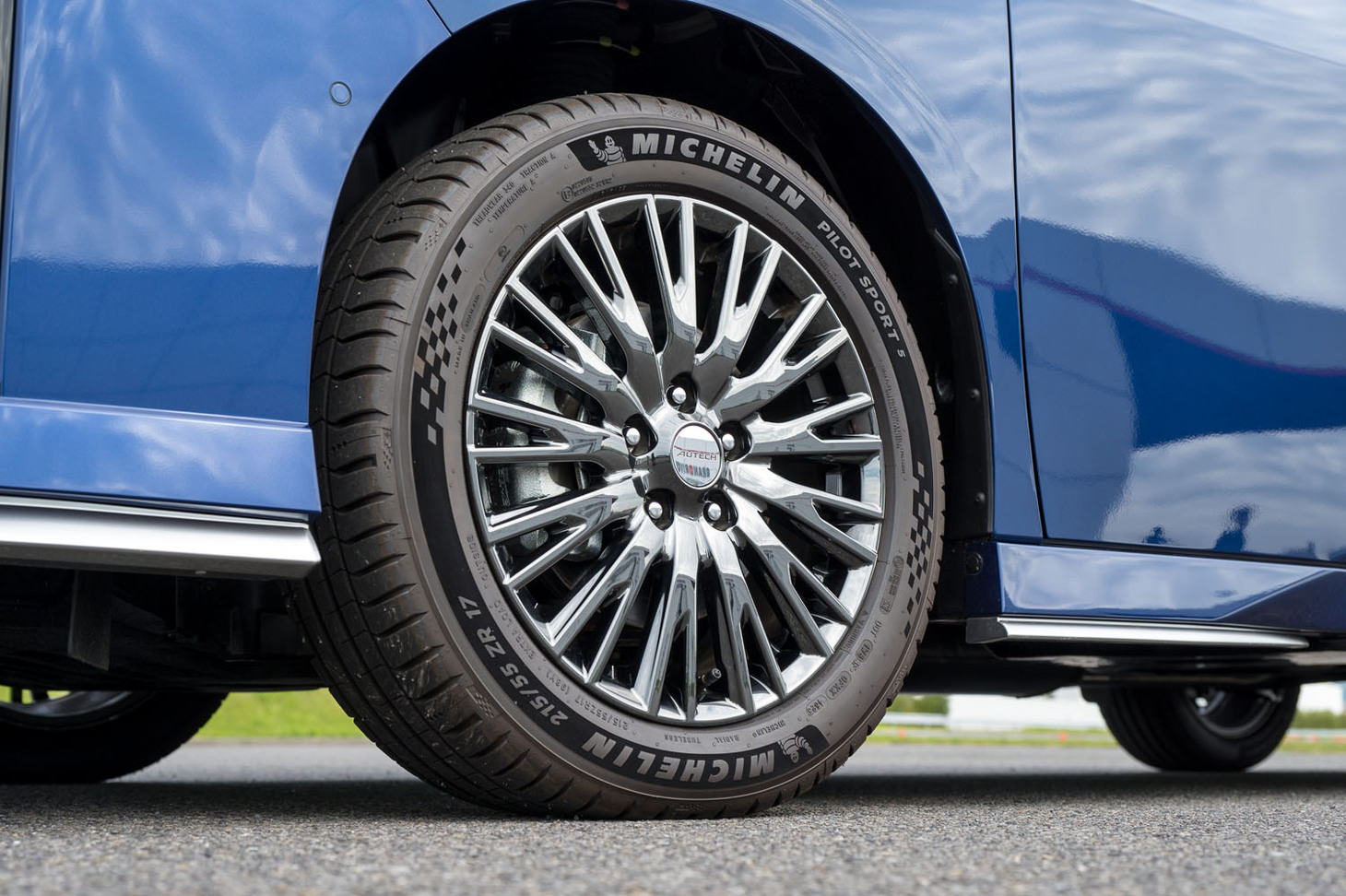 日産セレナe-POWER AUTECHスポーツスペック（FF）【試乗記】 の画像19枚 - webCG