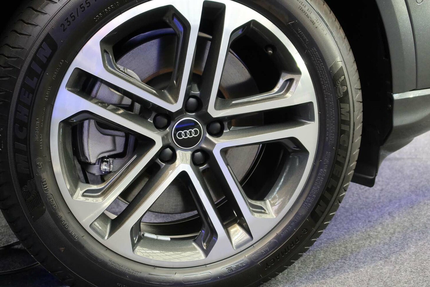 アウディQ5／Q5スポーツバック 内装・外装など42枚 【画像・写真】 - webCG