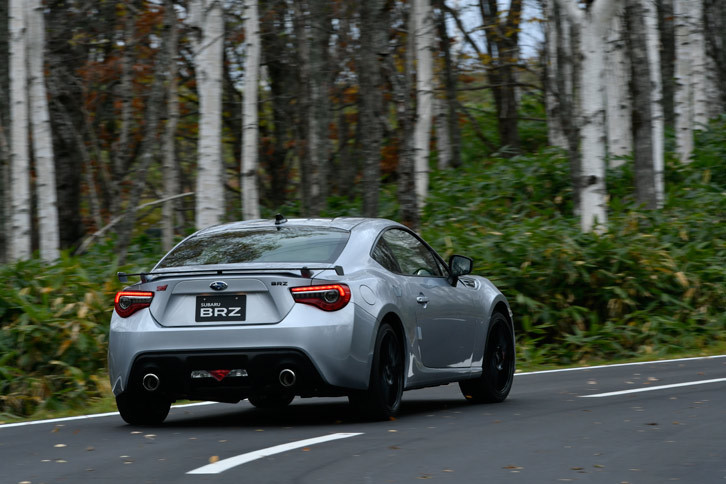 スバルBRZ STI Sport（FR/6MT）／レガシィB4リミテッド（4WD/CVT）【試乗記】 の画像24枚 - webCG