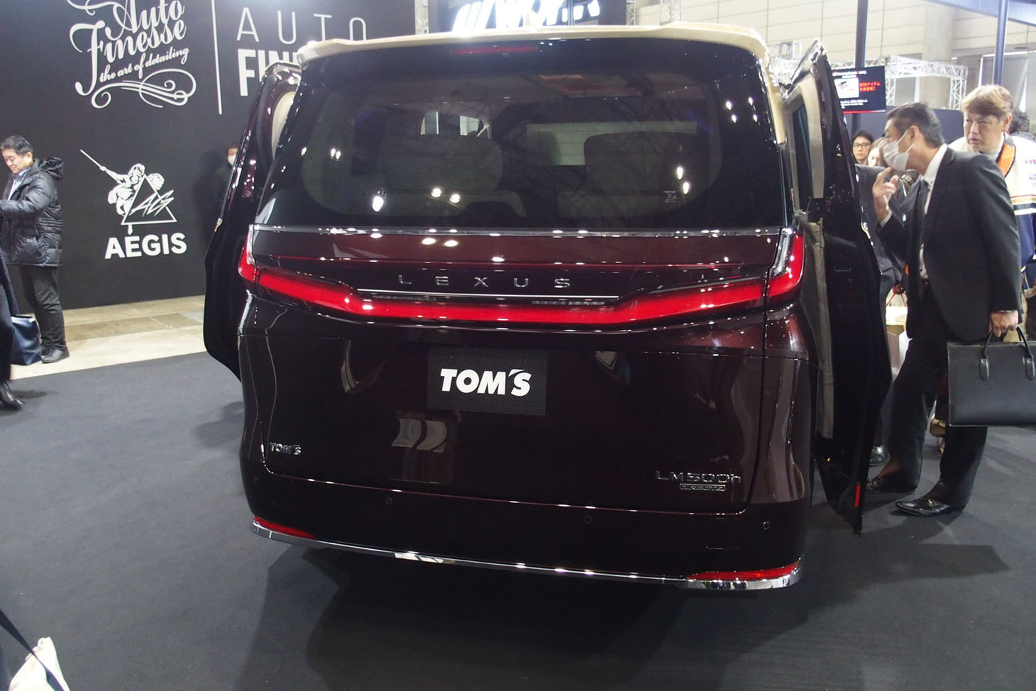 東京オートサロン2024（TOM’S） 内装・外装など50枚 【画像・写真】 - webCG