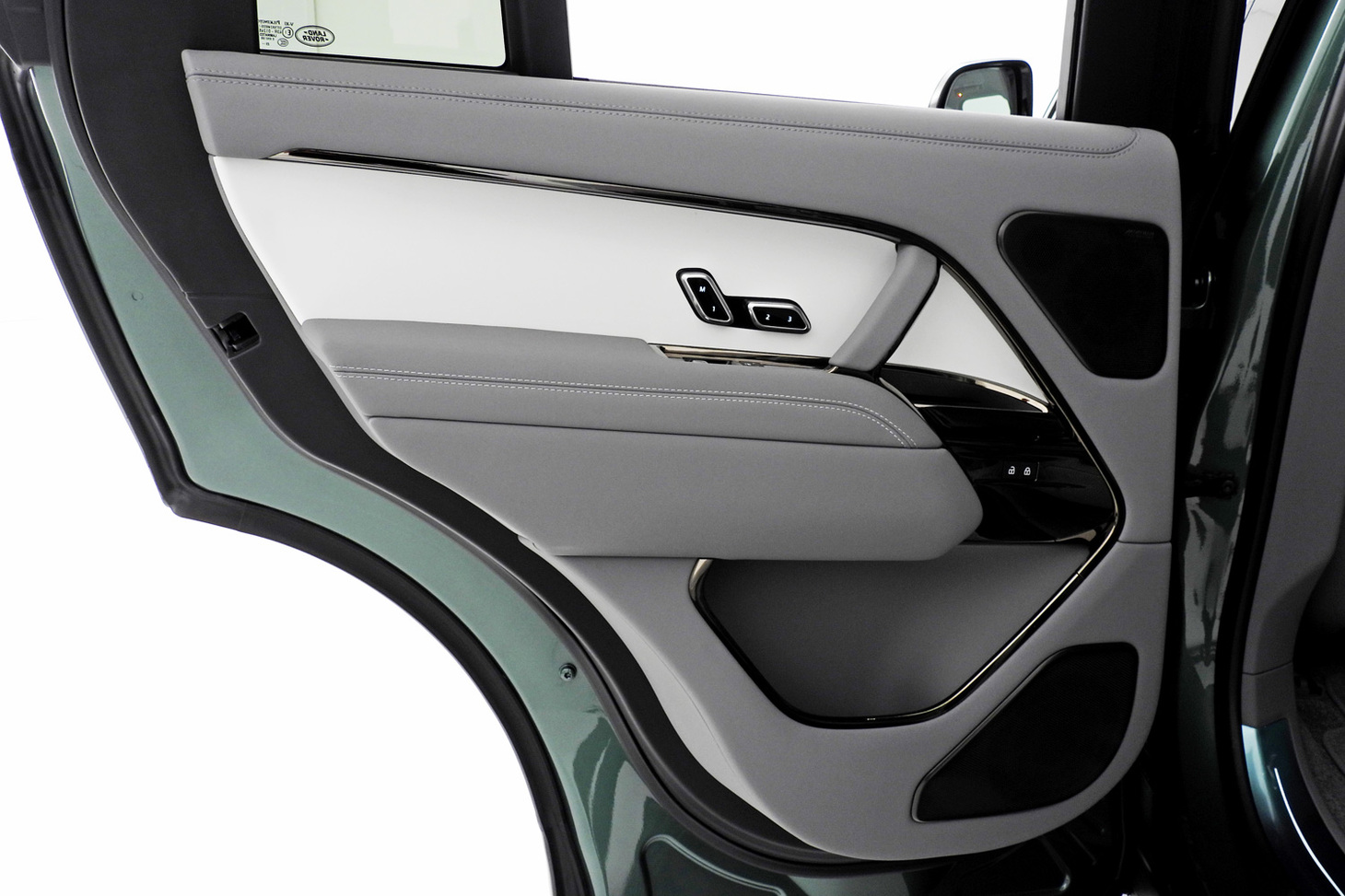 レンジローバーSVビスポーク バルモラルエディション 内装・外装など45枚 【画像・写真】 - webCG