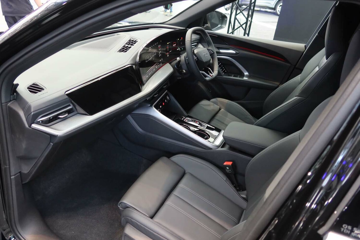 アウディQ5／Q5スポーツバック 内装・外装など42枚 【画像・写真】 - webCG