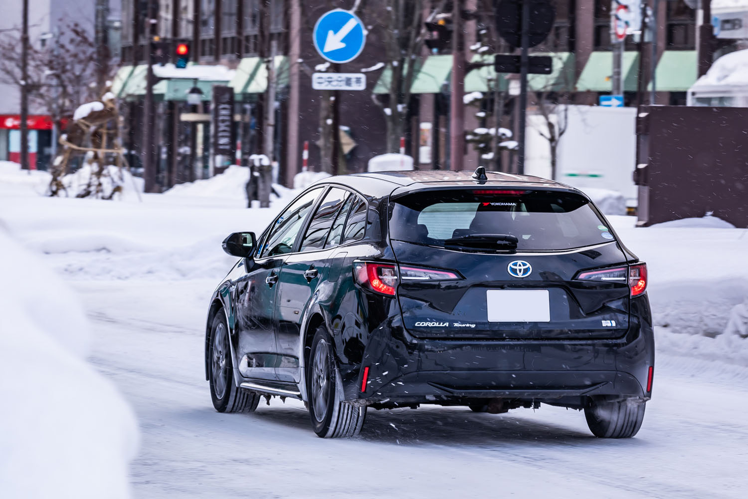 YOKOHAMA iceGUARD 7の歴代最強性能は氷上・雪上だけではなかった 【2022-2023 Winter webCGタイヤセレクション＜AD＞】 - webCG