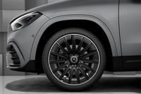 「メルセデス・ベンツGLA」に100台の限定モデル「ナイトエディション」が登場 【ニュース】 - webCG