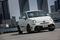 アバルト595エッセエッセ（FF/5MT）【試乗記】 サソリ×サソリの効能 - webCG