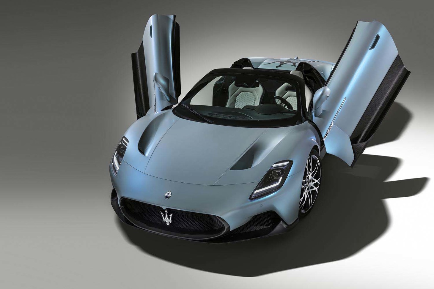 マセラティMC20チェロ 内装・外装など27枚 【画像・写真】 - webCG