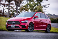 メルセデス・ベンツB200d（FF/8AT）【試乗記】 これが定番の頼もしさ - webCG