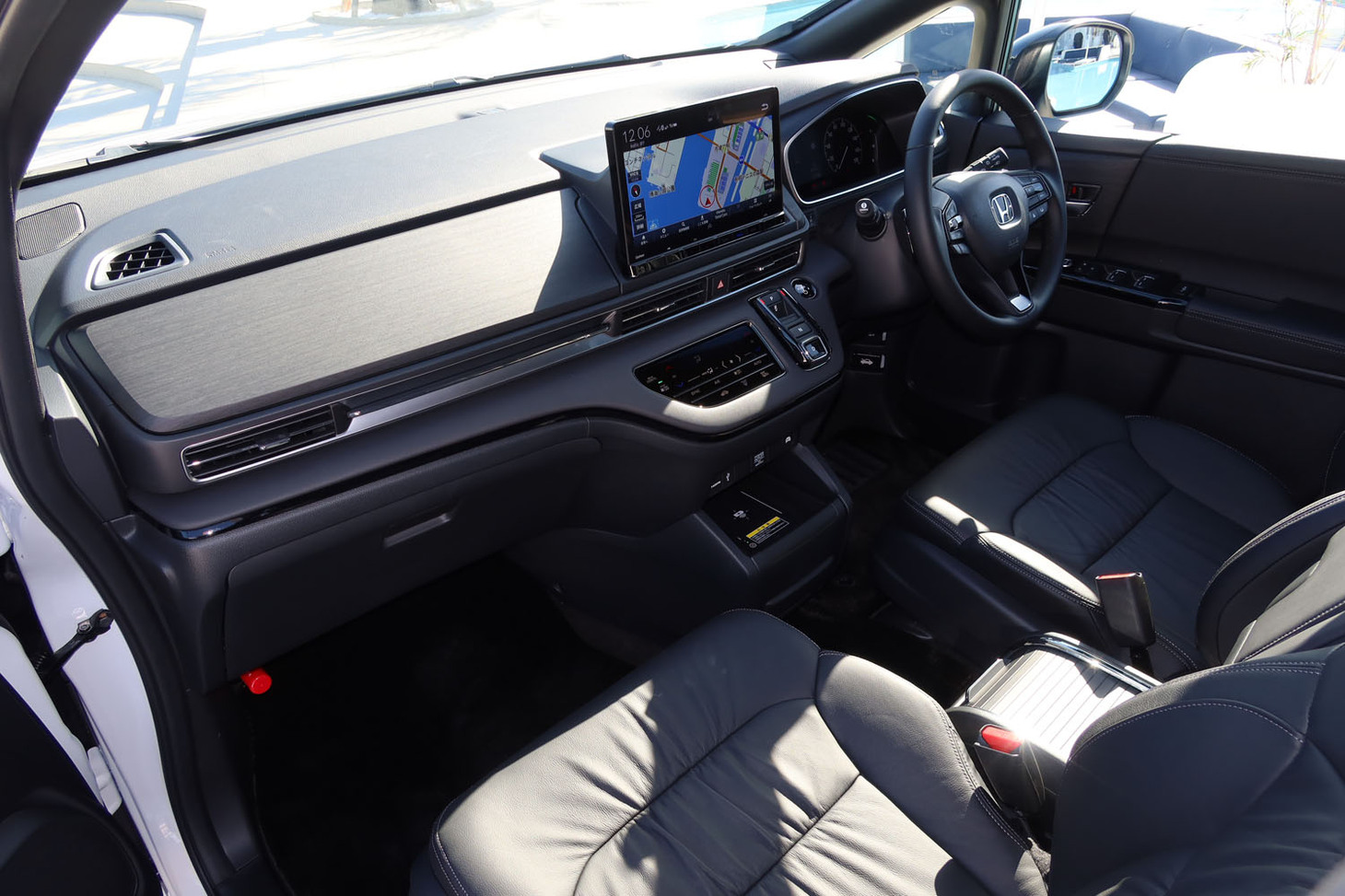 ホンダ・オデッセイe：HEVアブソルート・EXブラックエディション／オデッセイe：HEVアブソルート・EX 内装・外装など94枚 【画像・写真】 - webCG