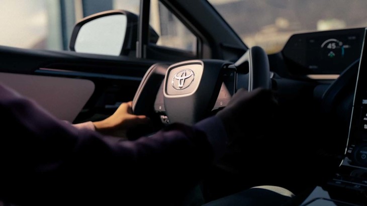 トヨタbZ4X 内装・外装など16枚 【画像・写真】 - webCG