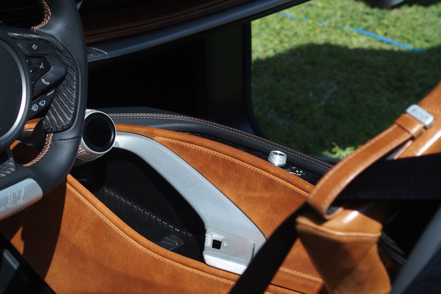 ピニンファリーナ・バティスタ チンクアンタチンクエ／B95 内装・外装など85枚 【画像・写真】 - webCG