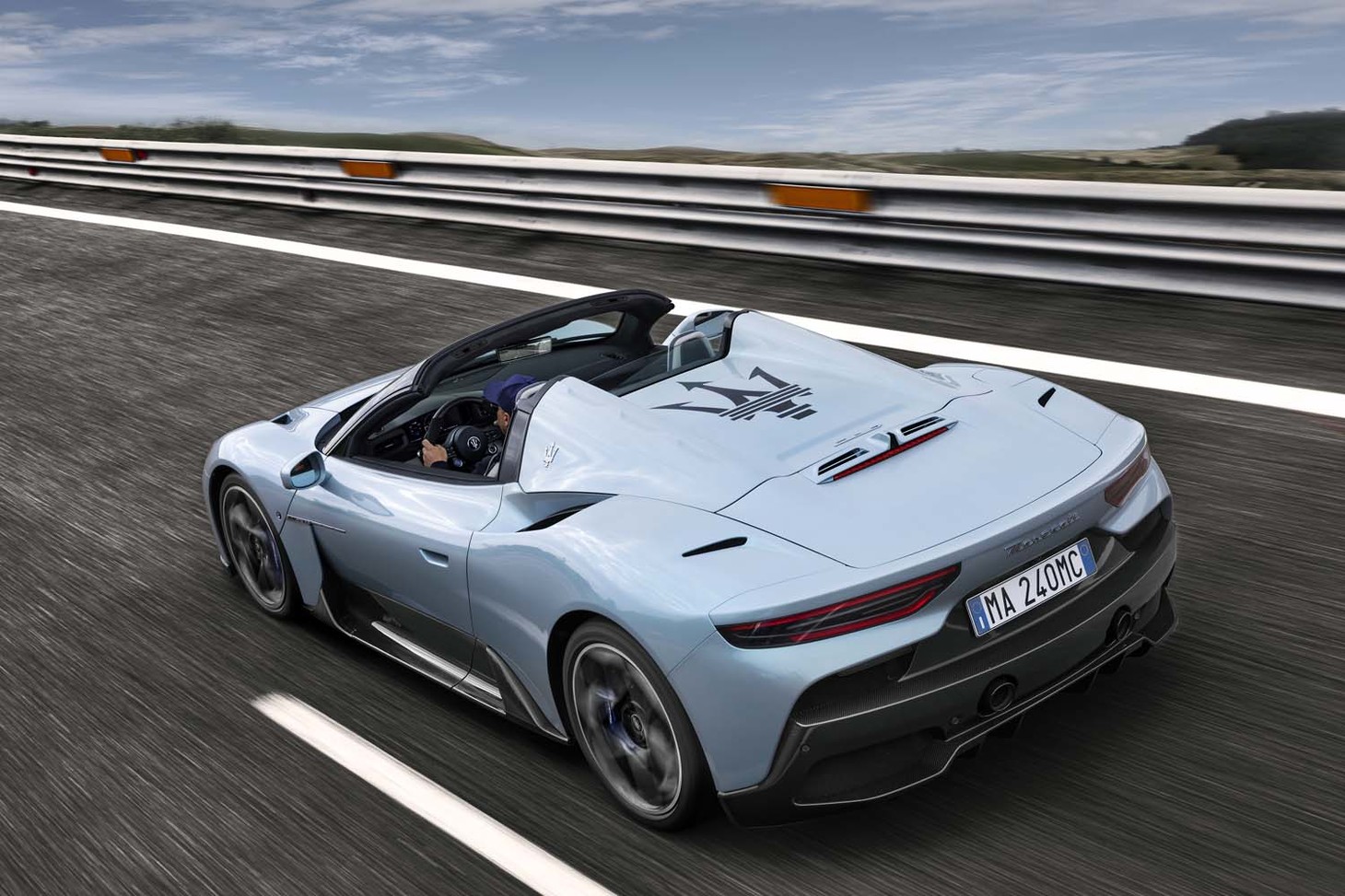 マセラティMC20チェロ 内装・外装など27枚 【画像・写真】 - webCG