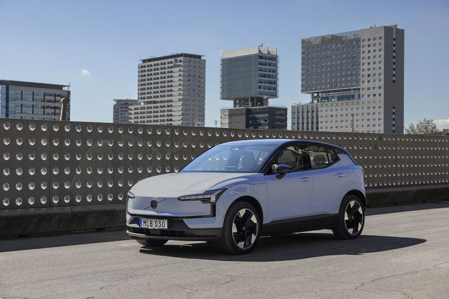 ボルボEX30シングルモーター（RWD）／EX30ツインモーター（4WD）【海外試乗記】 の画像19枚 - webCG