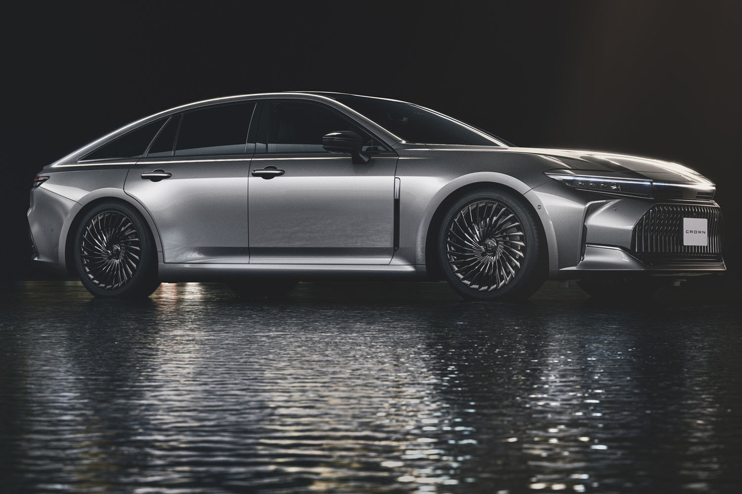 新型「クラウン セダン」と「ミライ」はどこがどう違うのか？ の画像11枚 - webCG