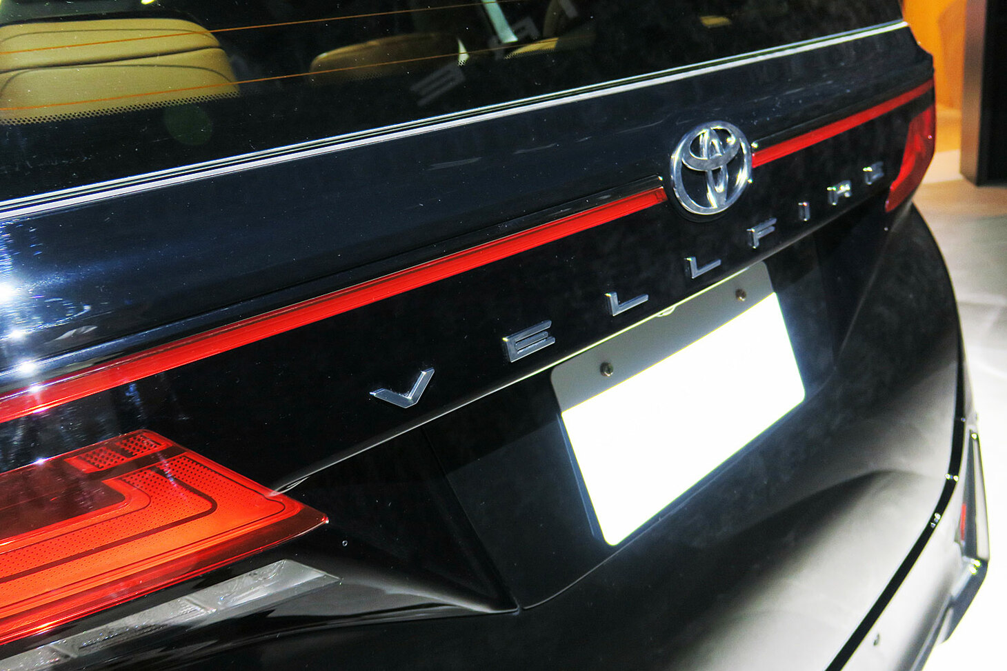 トヨタ・アルファード エグゼクティブラウンジ／ヴェルファイアZプレミア 内装・外装など77枚 【画像・写真】 - webCG