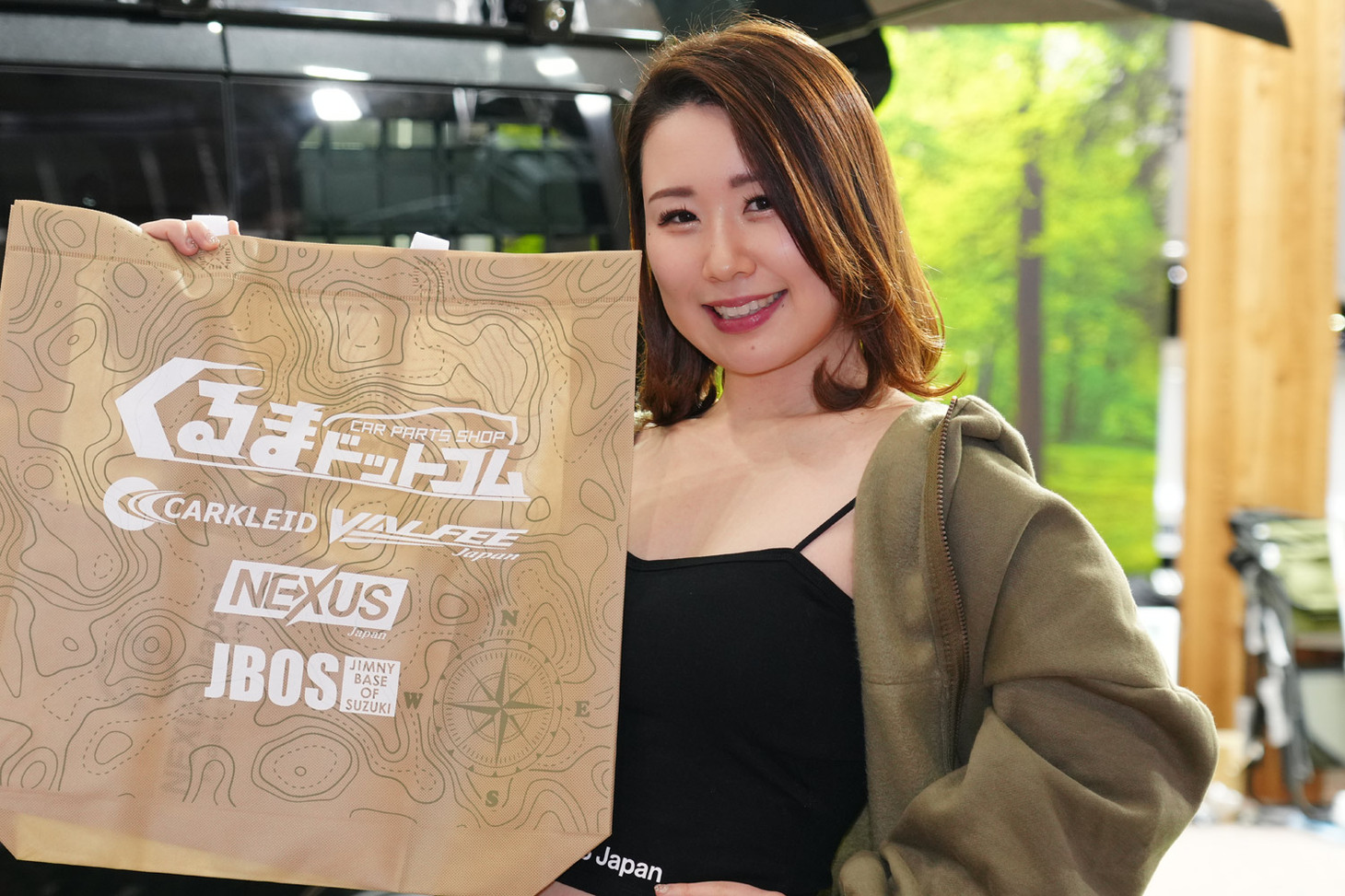 【東京オートサロン2023】 コンパニオン名鑑（その19） ビジュアル29枚 【画像・写真】 - webCG