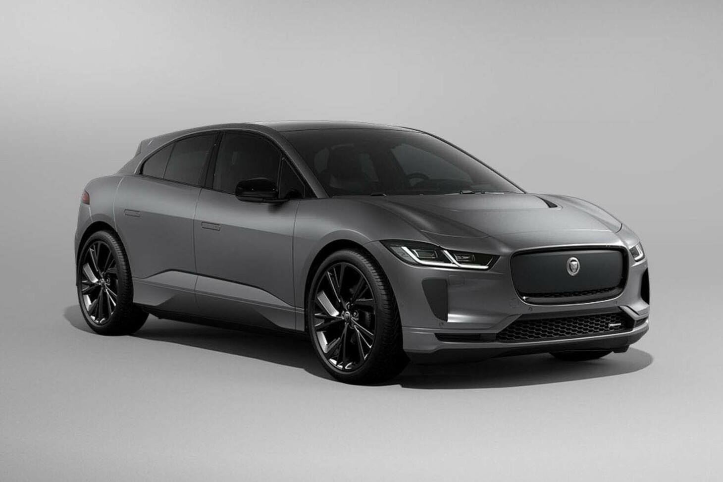 顔が変わった「ジャガーIペース」の2024年モデル受注開始 【ニュース】 の画像4枚 - webCG