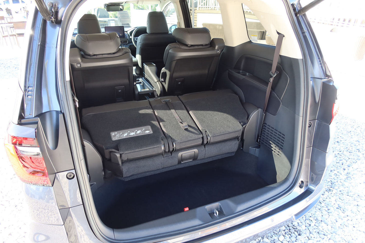 ホンダ・オデッセイe：HEVアブソルート・EXブラックエディション／オデッセイe：HEVアブソルート・EX 内装・外装など94枚 【画像・写真】 - webCG