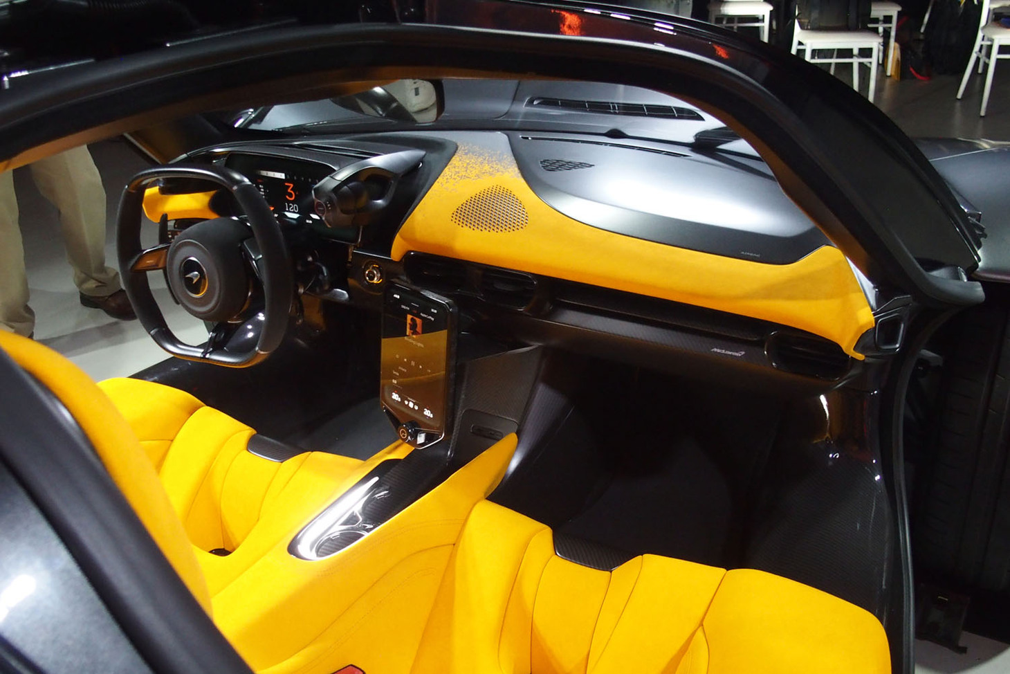 マクラーレンW1 内装・外装など60枚 【画像・写真】 - webCG