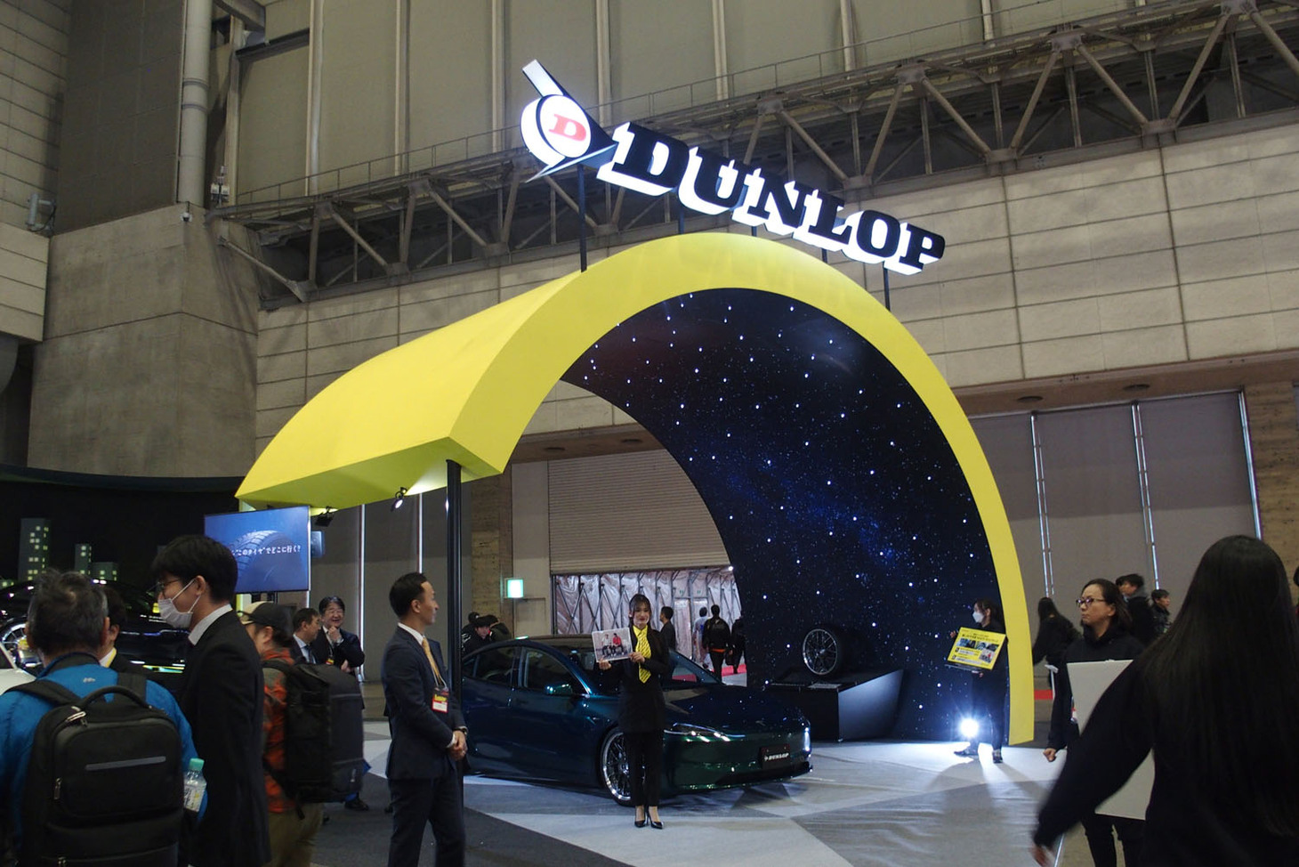 東京オートサロン2025（ダンロップ） 内装・外装など50枚 【画像・写真】 - webCG