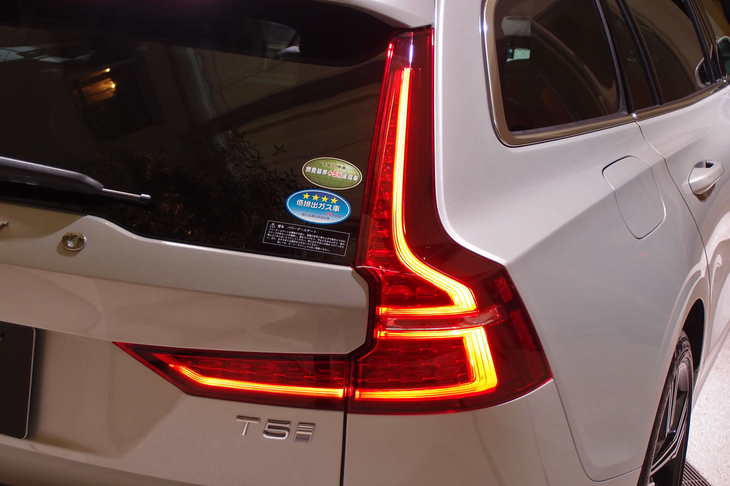 新型「ボルボV60」の発表会場から 内装・外装など18枚 【画像・写真】 - webCG