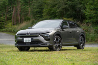 トヨタ・クラウン クロスオーバーRS／シトロエンC5 Xプラグインハイブリッド（前編）【試乗記】 運命のシンクロ - webCG