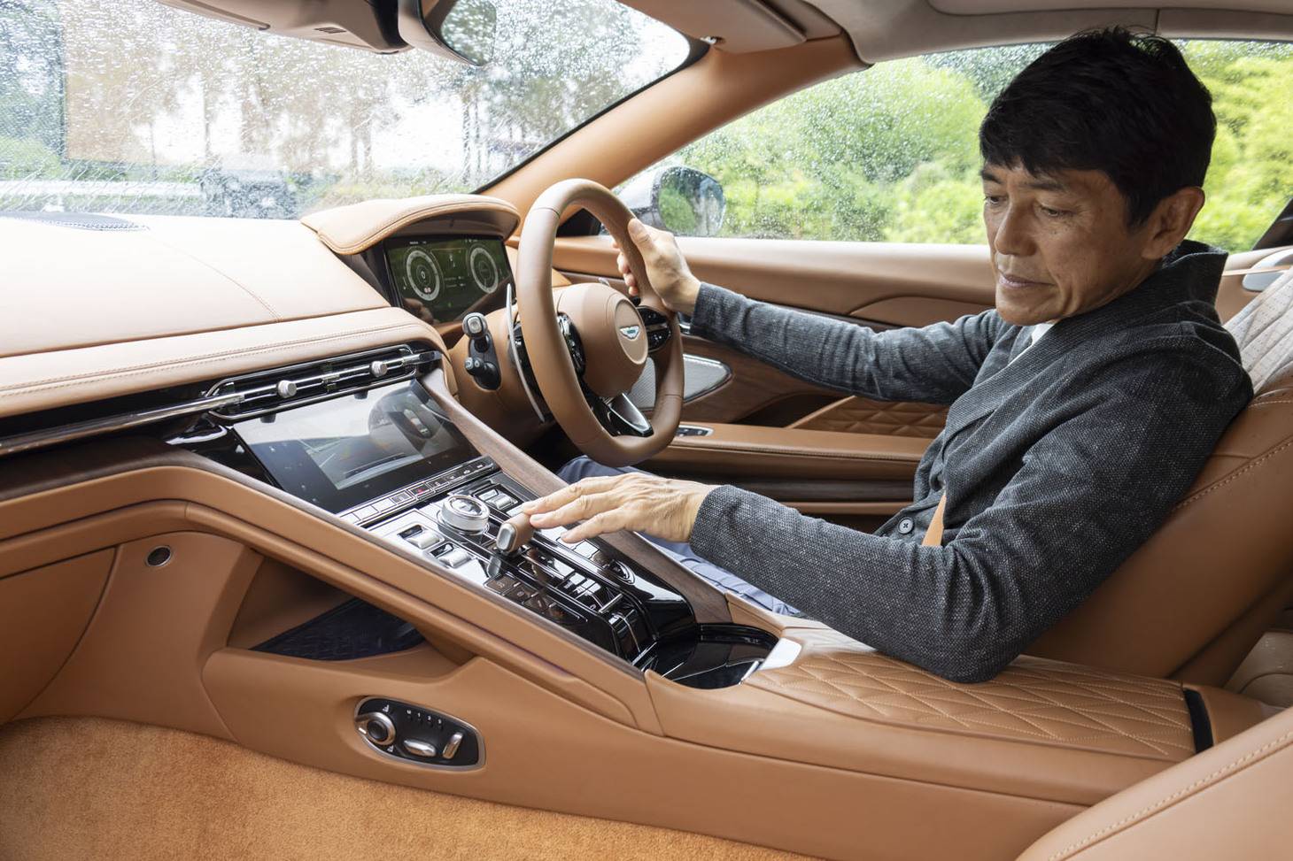 アストンマーティンDB12ヴォランテ（前編） の画像12枚 - webCG