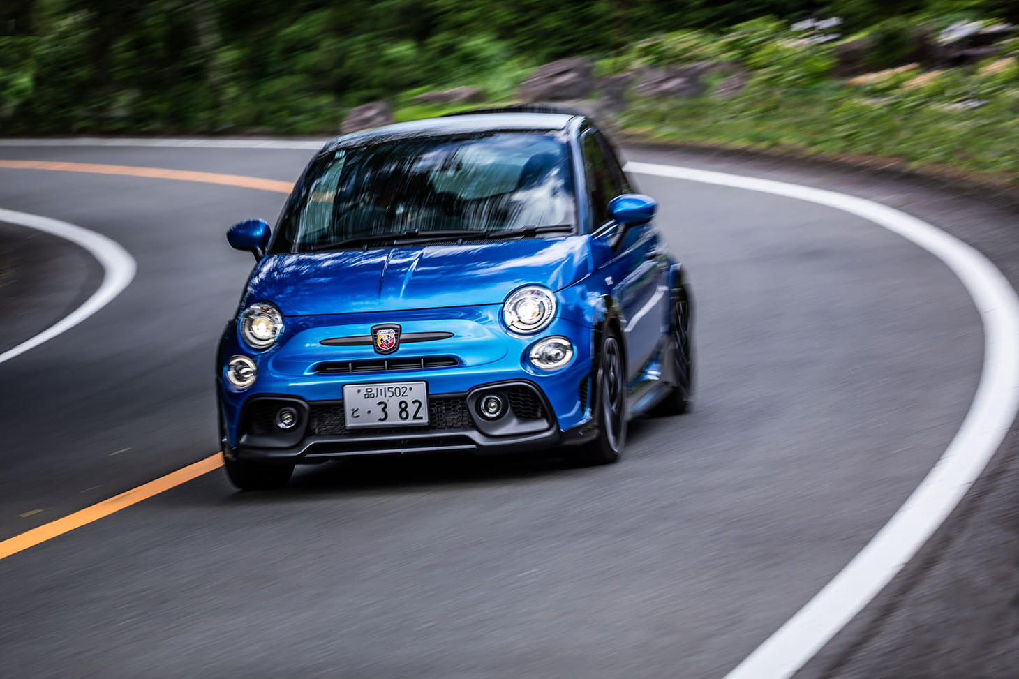 アバルト695トリビュート131ラリー（FF/5MT）【試乗記】 オジサンは狙われている - webCG