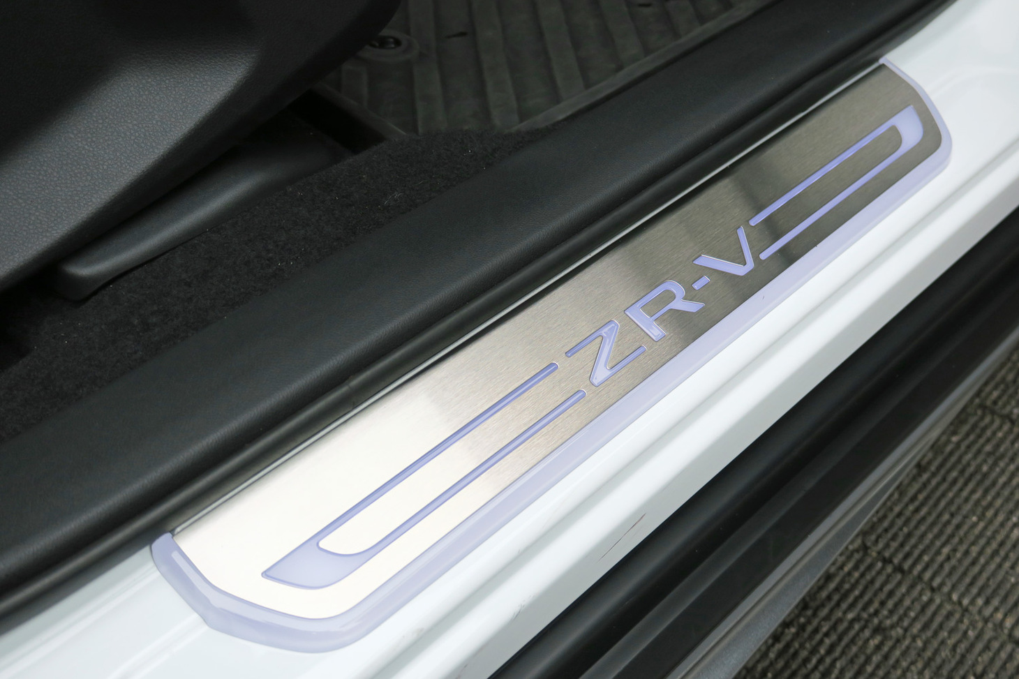 ホンダZR-V／フィット／ステップワゴン（ホンダアクセス用品装着車） 内装・外装など120枚 【画像・写真】 - webCG