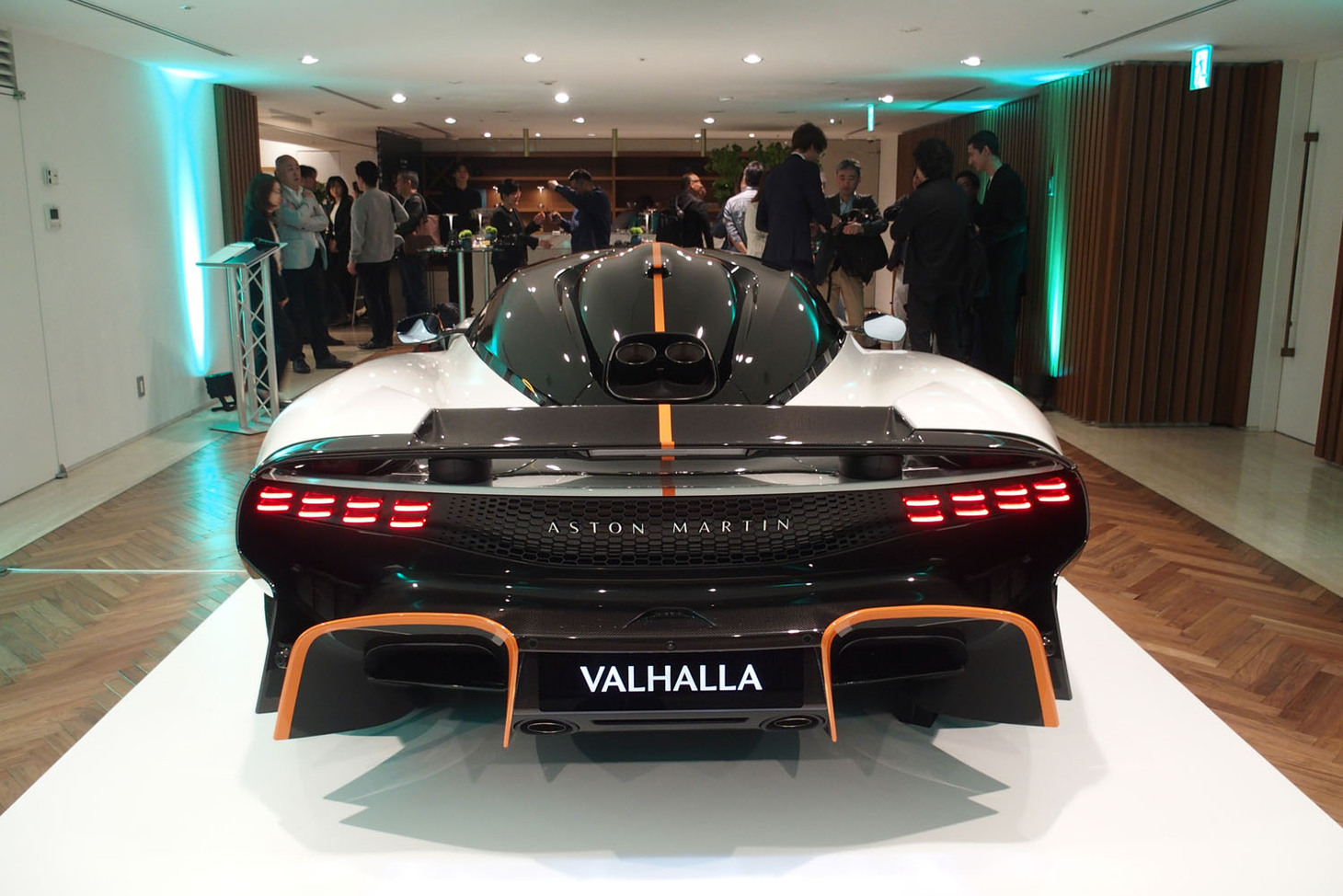 アストンマーティン・ヴァルハラ 内装・外装など77枚 【画像・写真】 - webCG