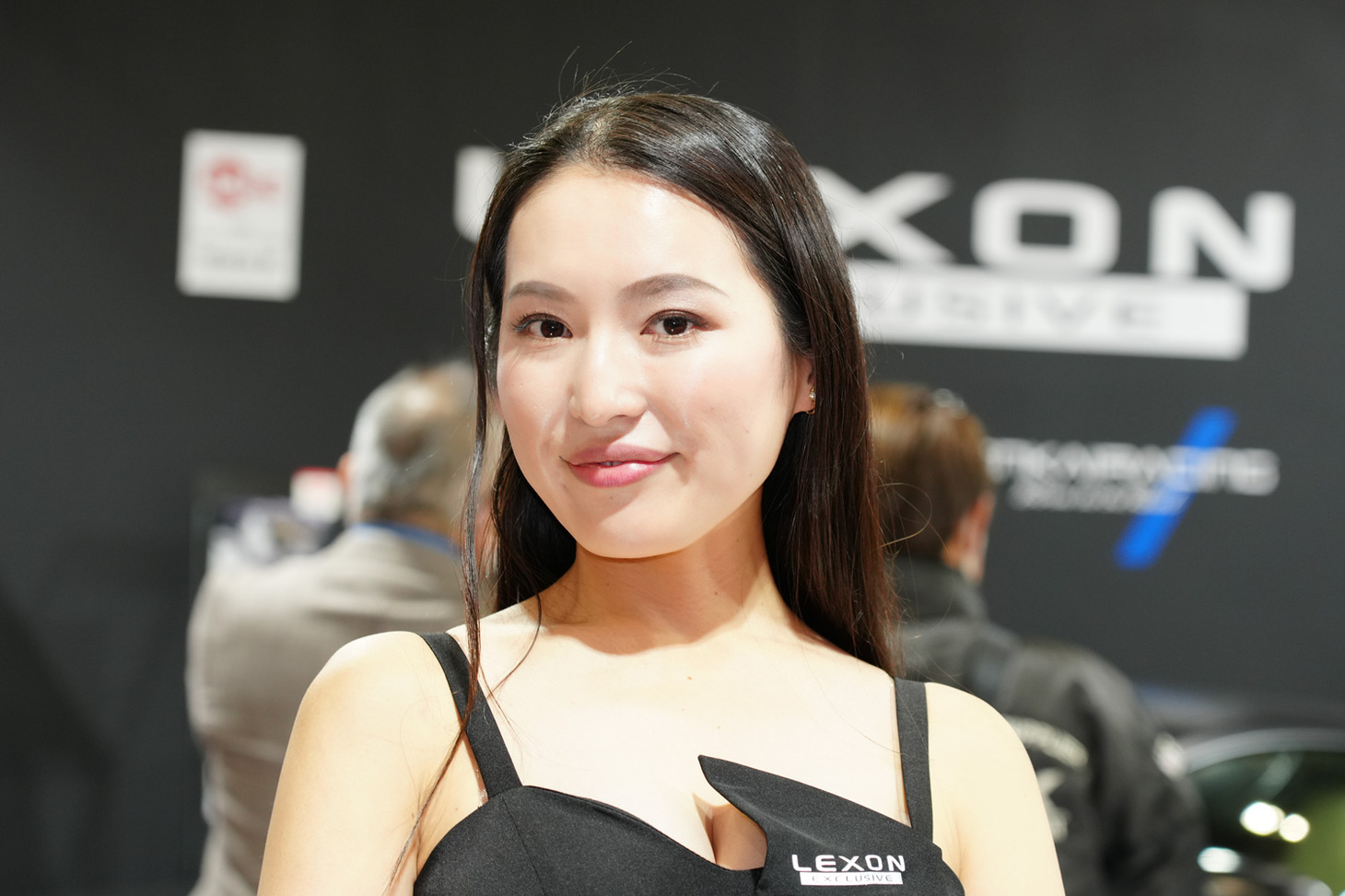 【東京オートサロン2023】 コンパニオン名鑑（その20） ビジュアル22枚 【画像・写真】 - webCG