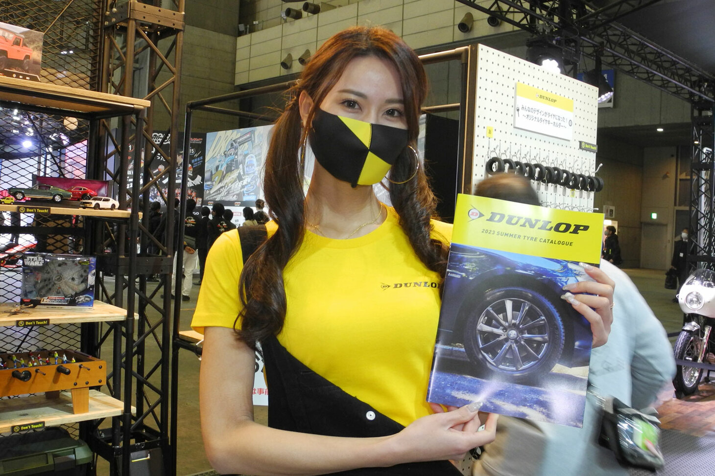 【東京オートサロン2023】 コンパニオン名鑑（その4） ビジュアル18枚 【画像・写真】 - webCG