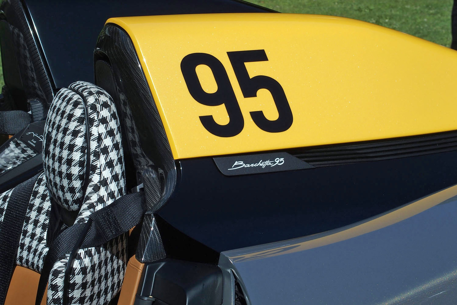 ピニンファリーナ・バティスタ チンクアンタチンクエ／B95 内装・外装など85枚 【画像・写真】 - webCG